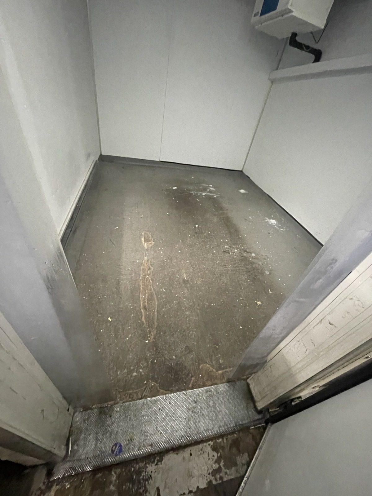 Cold Room Flooring Refurbishment for Food Retailer | MTCSS